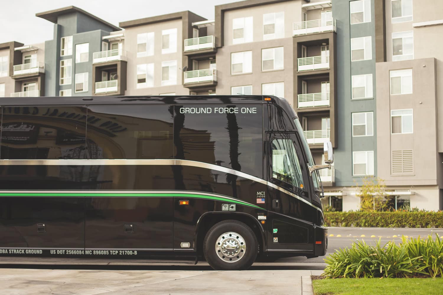 Motorcoach 56 - Strack Ground Transportation